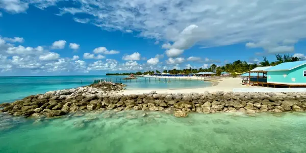 Best Travel Insurance for US Seniors traveling to Bahamas 2026 ...